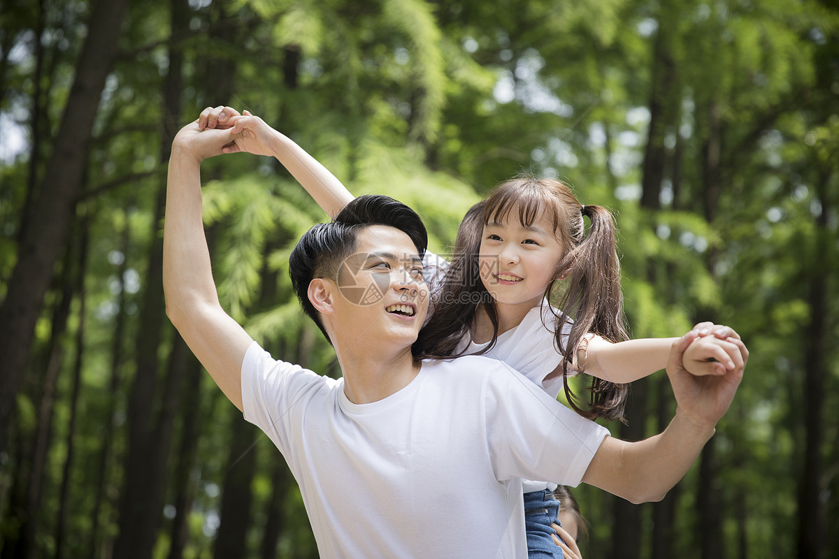 女儿爸爸【相关词】 随意优惠券